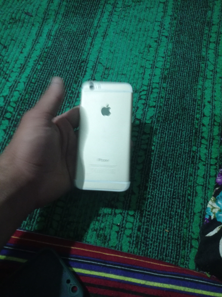 Iphone 6 sotiladi