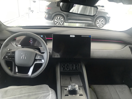 BYD Song L 2024 5-позиция