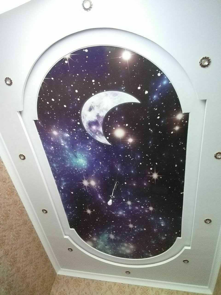 Натяжные потолок