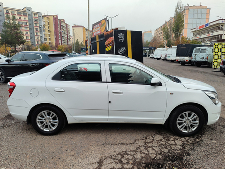 Cobalt avtomat 2021/22 metan 90 kaban 4 Italiya 65000 km yurgan 11900$