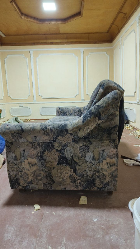 Yaxshi divan 400som
