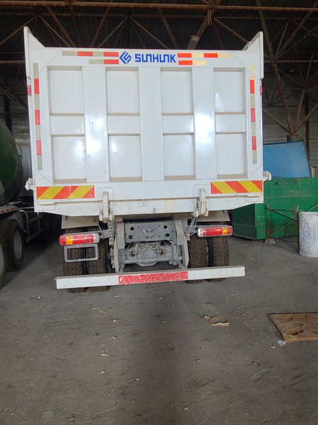 Howo Sinotruk 25 tonnali