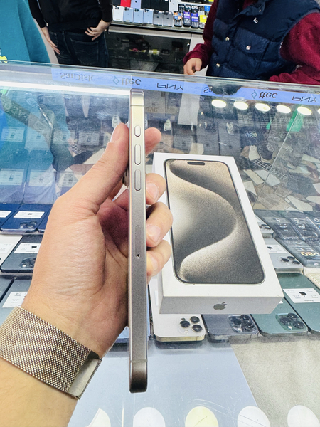 iPhone 15 Pro Max 256 gb natural