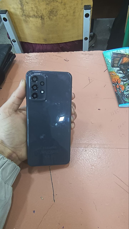 A23 yili 2023 xolati ideal xotirasi 128/6 obmen iphone 11ga dap qilama
