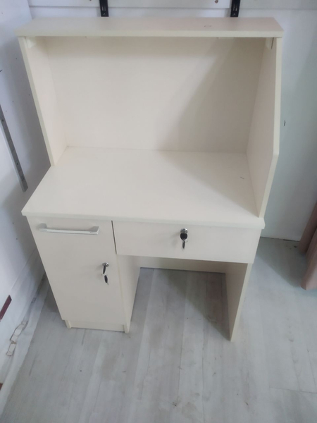 Kasoviy stol yengi