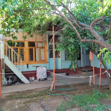Toshkent shahar Chilonzor, mevazor mahalla 1 tor Hosilot 90 a uy