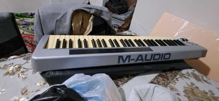 M audio midi sotiladi