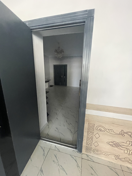 Гулистон GOLD CHICKEN рупарасида бино ижарага берилад