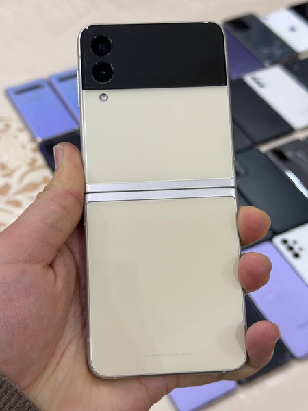 Samsung Z flip 3 5G