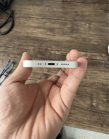 iPhone 13 mini white