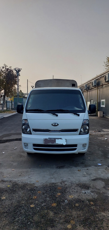 KIA BONGO  2016 yil 4×4