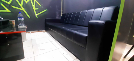 Divan playstation klub uchun