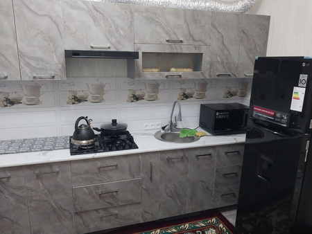Arenda srochni qoʻyiladi tushiriladinarxi 380$ oilaga yangiuy sharoit