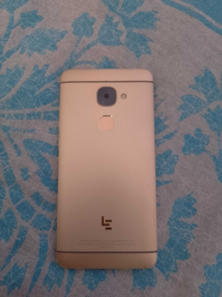 Телефон Leeco x522