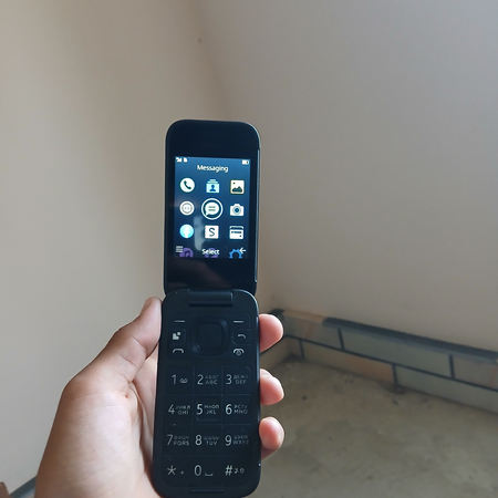 Nokia 2660 sotiladi