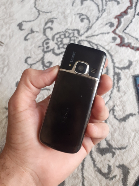 Nokia 6700 black sotladi uz imeya otmagan