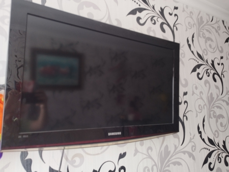 Original Samsung Televizori 32 talik
