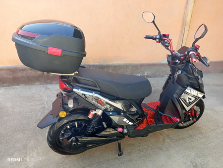 Red line skuter 830 $
