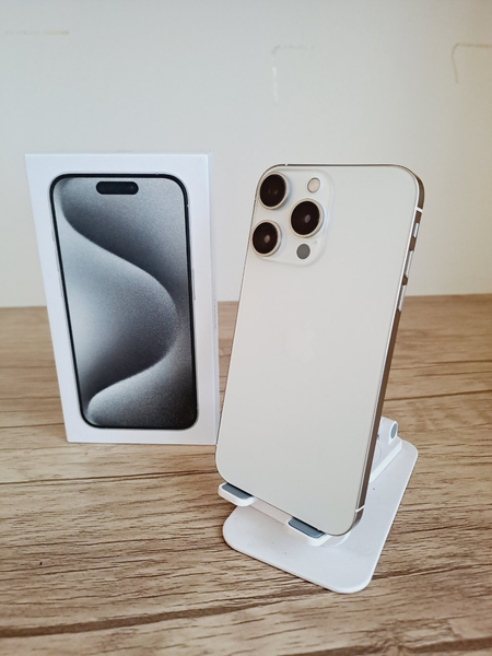 IPhone 15Pro (Xr)sotiladi 128Gb
