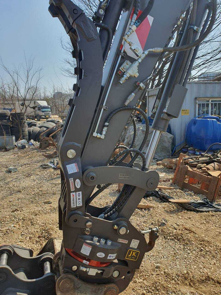 Excavator Volvo | EW60E Pro Double tire Komplekt
