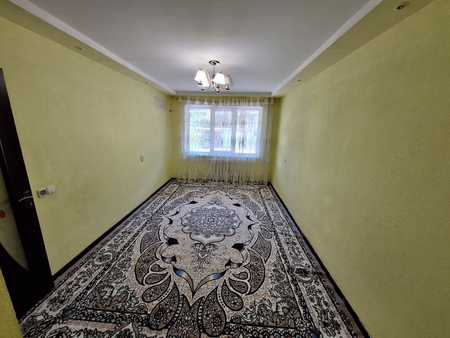 Динамода квартира сотилади. 33500$
