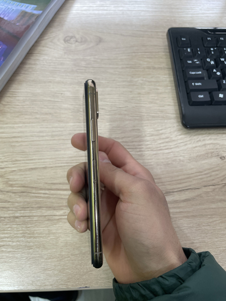 Iphone Xs 64 gb 76 180$