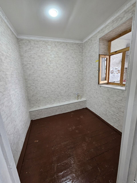 Продам Квартиру Ялангач  2в3/5/5  51м2  Балкон  2х6