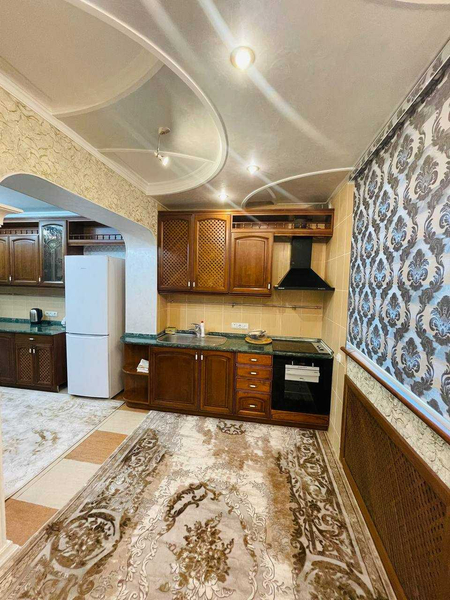 Сдаётся 4/4/12, напротив Гламура, улица Нукуская, ID: 53437