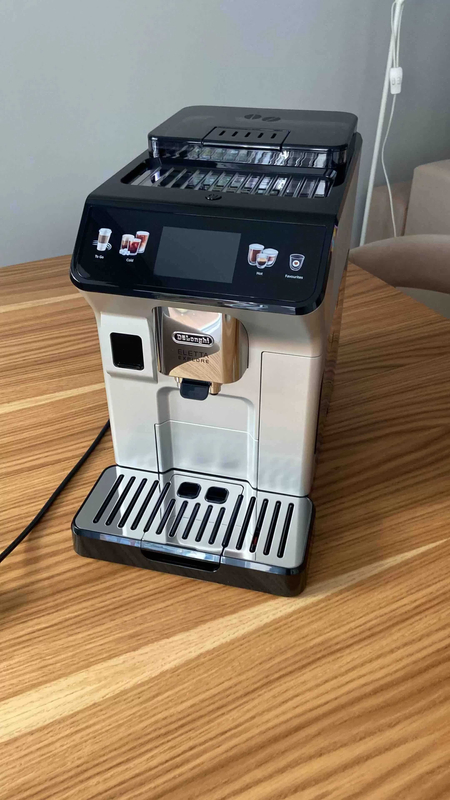Кофемашина DeLonghi Eletta Explore ECAM450.65.S