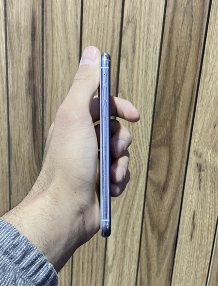iphone X        .