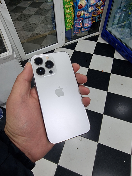 IPhone 13 pro 128gb chotki sastiyani