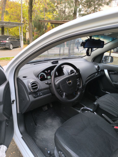 Продаю Нексия 3 автомат