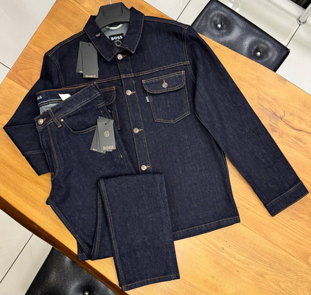 Мужской Джинсовый комплект 
              BOSS
Размеры: M L XL XXL XXX