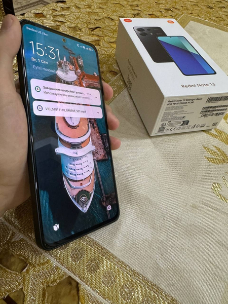 Redmi note 13. 8/256