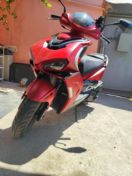 Продам скутер Italia R2 150kub