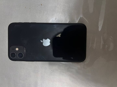 iphone 11 sotiladi