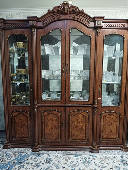 Продаётся стенка