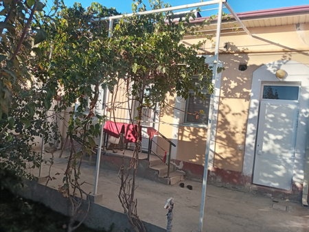 Varq 1 kottej karmana srochno oladiganlar tel qilsin
