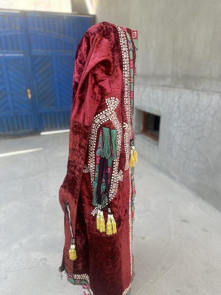 paranji qizil baxmal