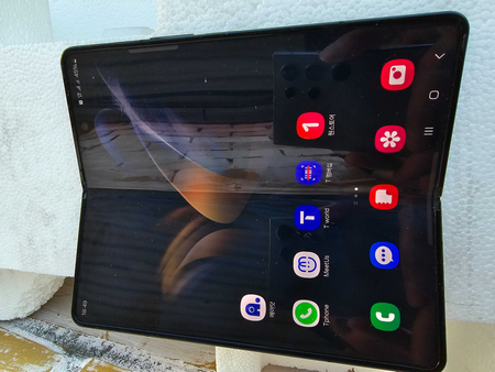 Samsung galaxy z fold 4