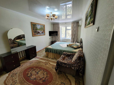 Срочно сдается 1/4/4 квартира 38 м2 Ор-р: Максим Горький Метро (АИН)