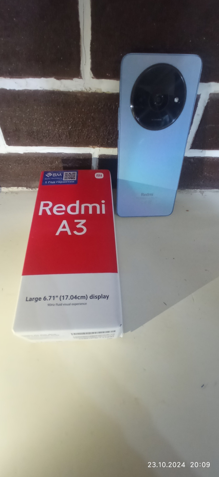 Redmi A3  64 gb.