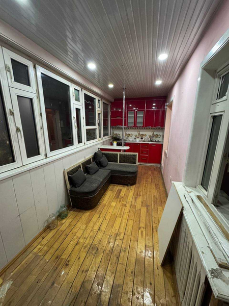 4-х комн вдоль ул. Нукус (156 кв.м)