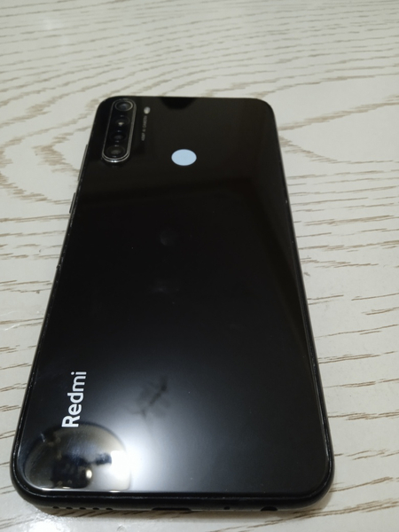 Redmi not 8 rangi qora