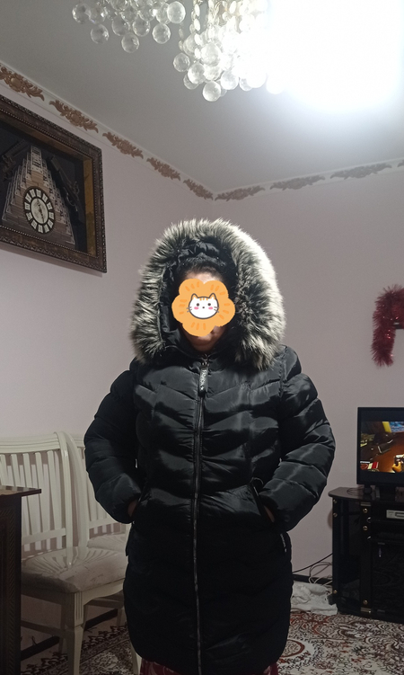 Продаю куртку польто не дорого новый каждая по 150000