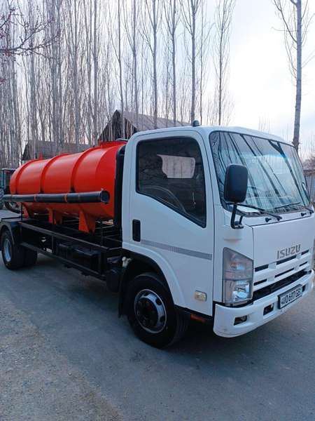 Isuzu sotiladi dizel