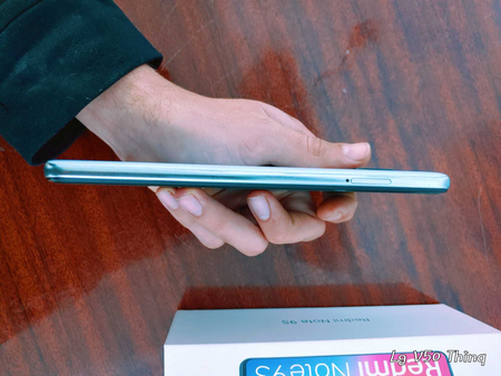 Продам redmi note 9s 6/128 gb в хорошем состоянии Ogan odam maza qilad