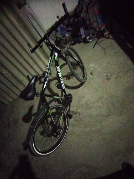 Velosapet sotladi