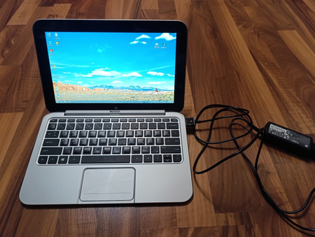 Ноутбук-планшет hp TPN-P104