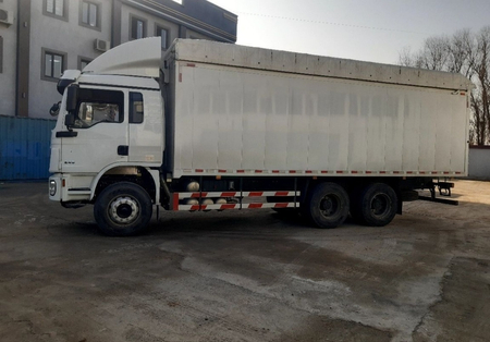 SHACMAN L3000 7.5 метрлик шторка фургон